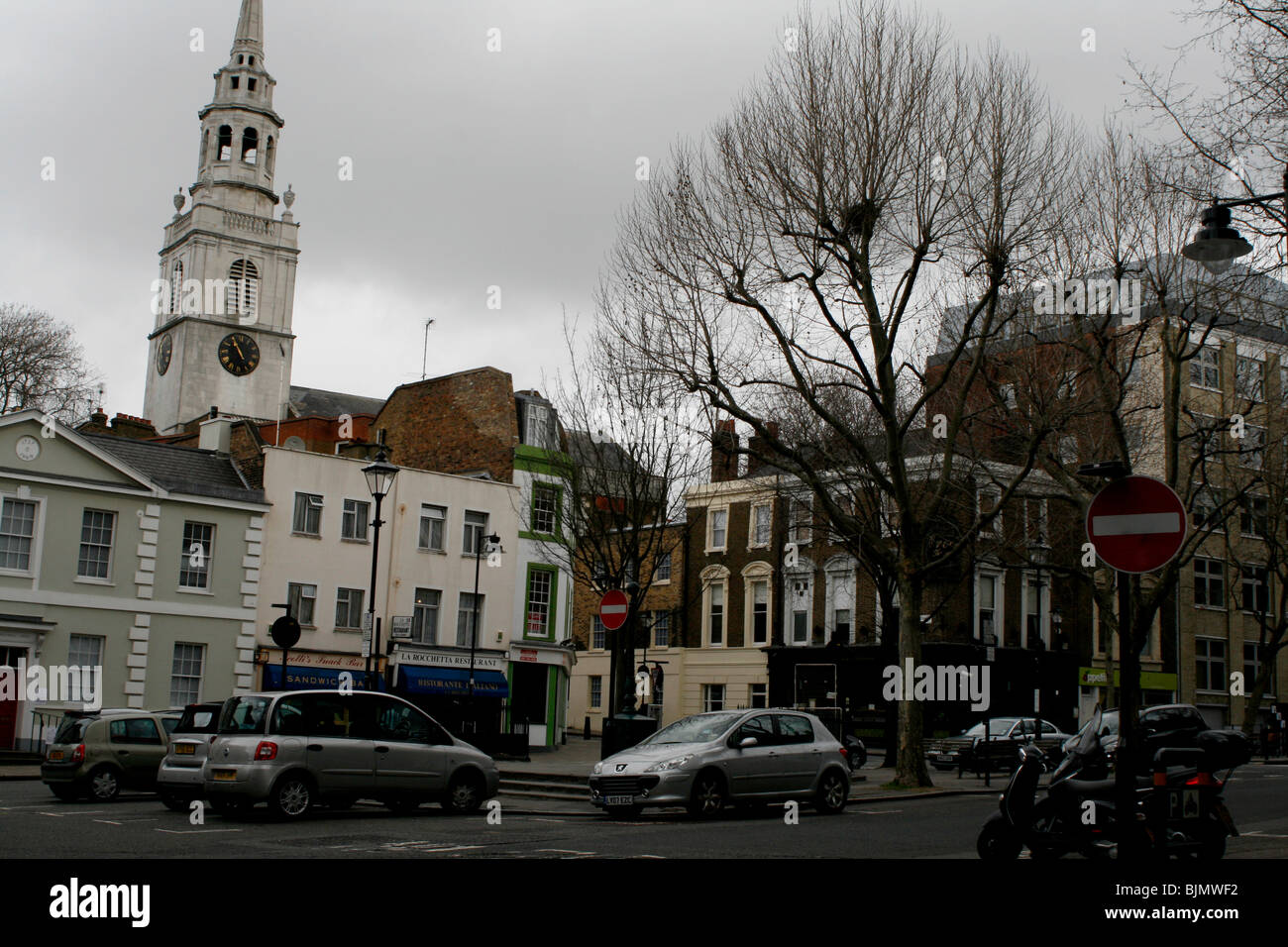 Clerkenwell green london cars parked hi-res stock photography and ...