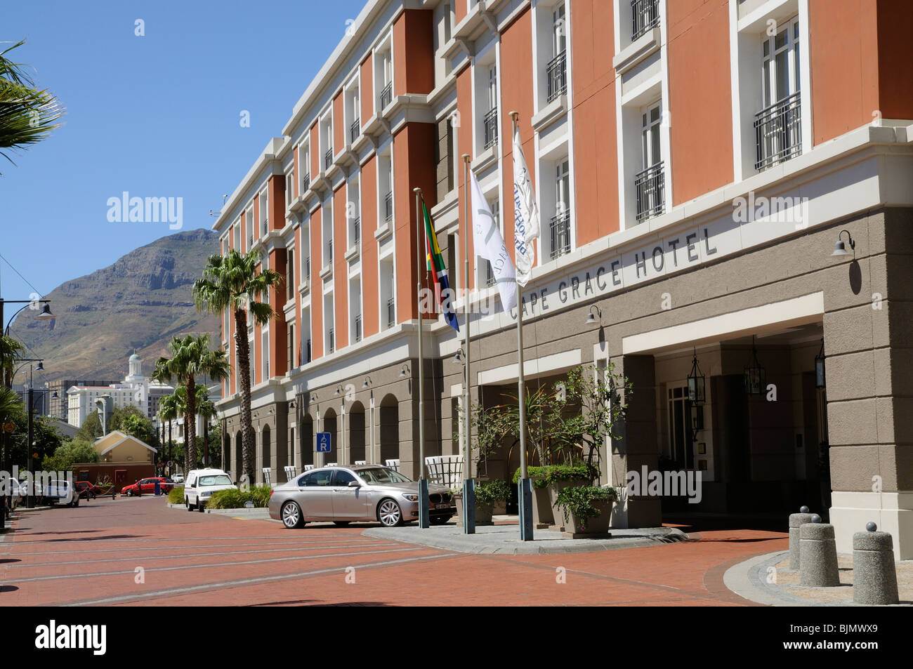 Cape Grace a luxury class hotel on the V&A Waterfront in Cape Town ...
