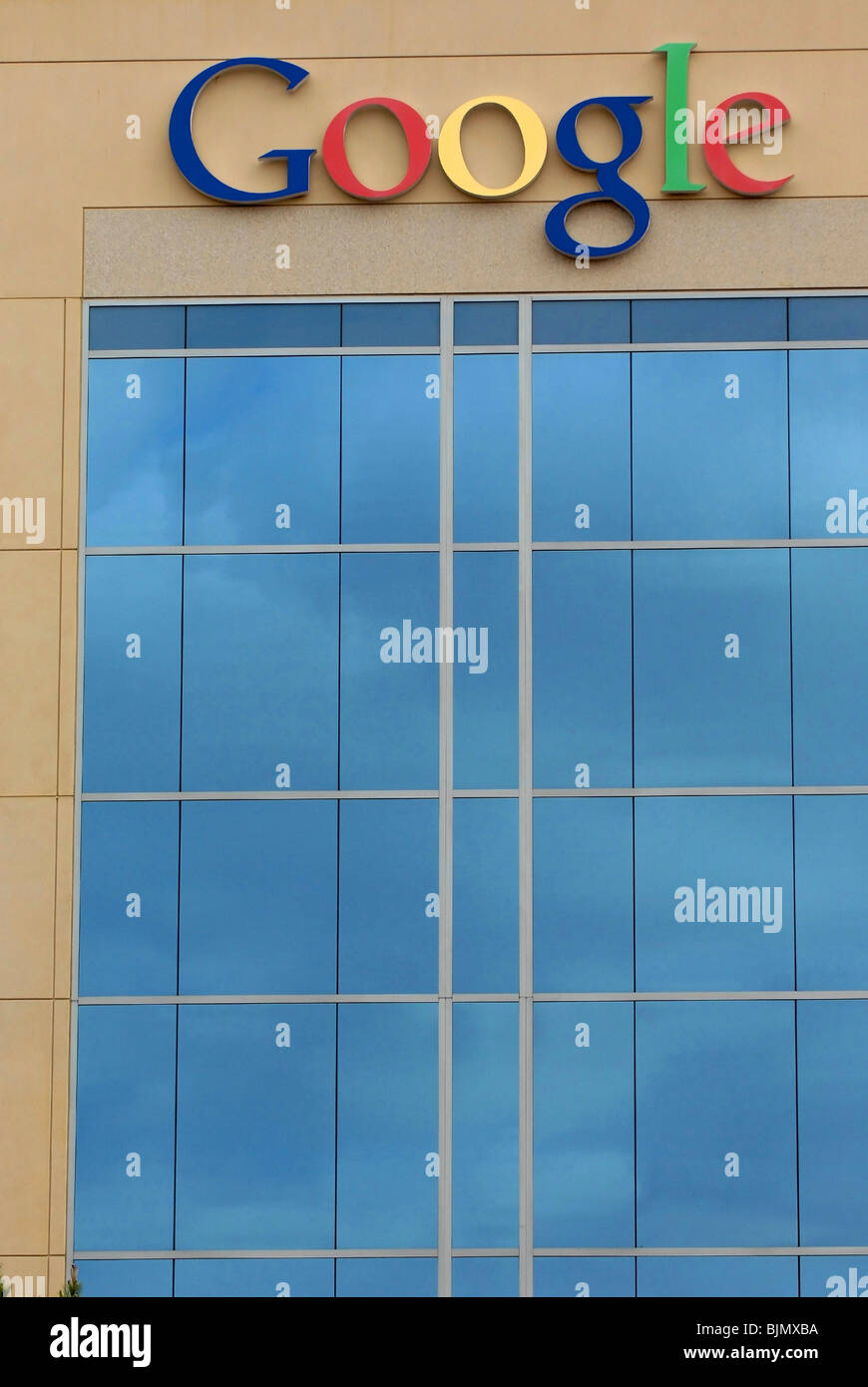 Google office building hi-res stock photography and images - Alamy