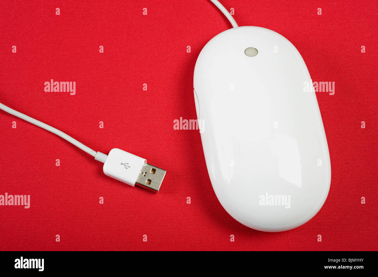 Wired computer mouse Stock Photo - Alamy