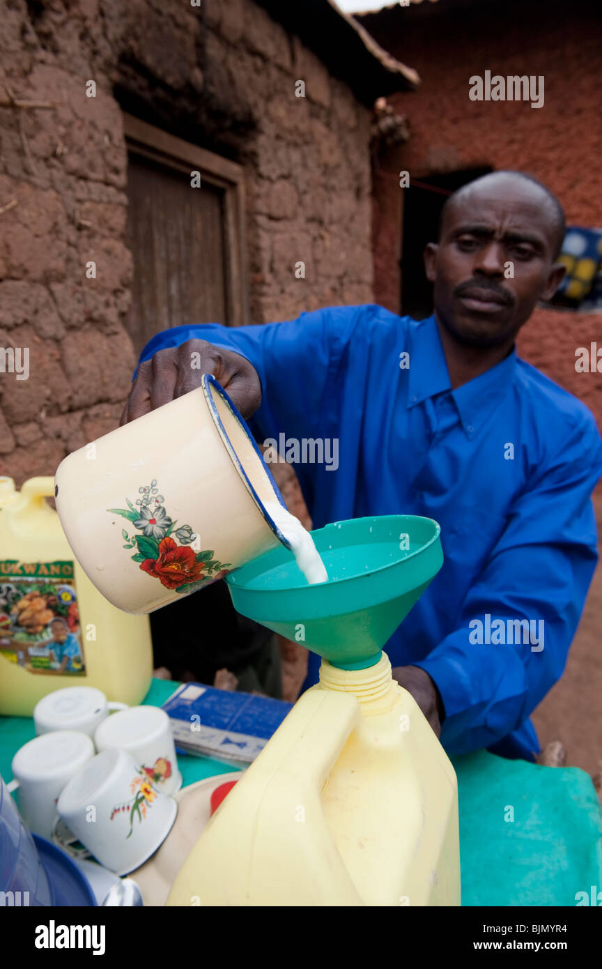 Dairy farmer selling milk hi-res stock photography and images - Alamy