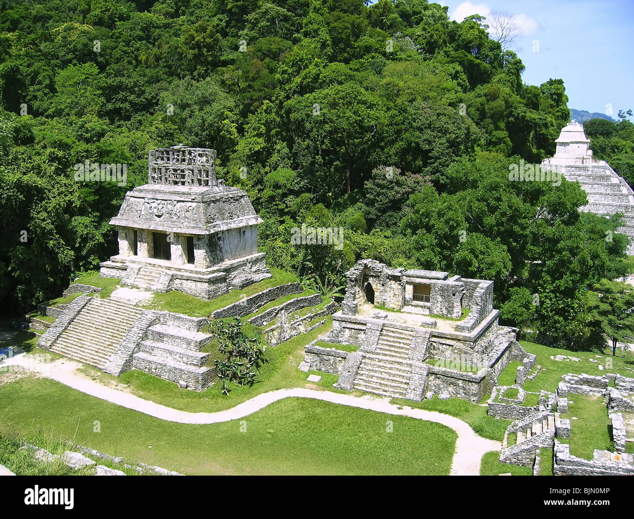 Monuments maya hi-res stock photography and images - Alamy