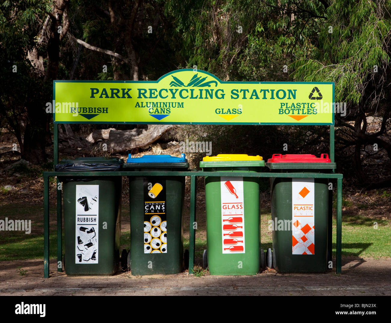 Types of bins hi-res stock photography and images - Alamy
