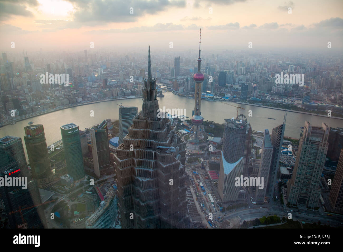 Pudong lujiazui financial district hi-res stock photography and images ...