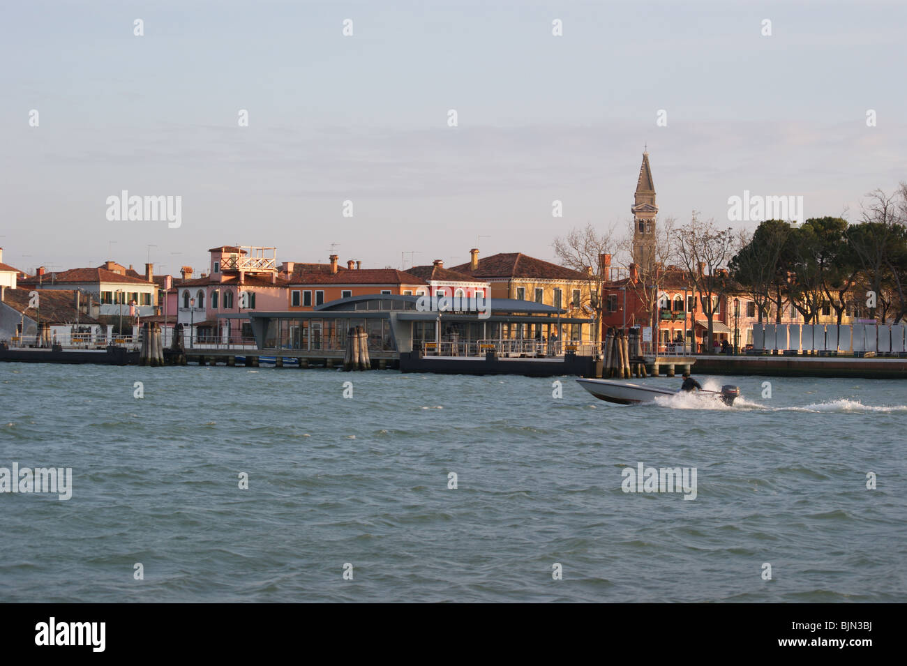 Venezia speedboat lagoon hi-res stock photography and images - Alamy