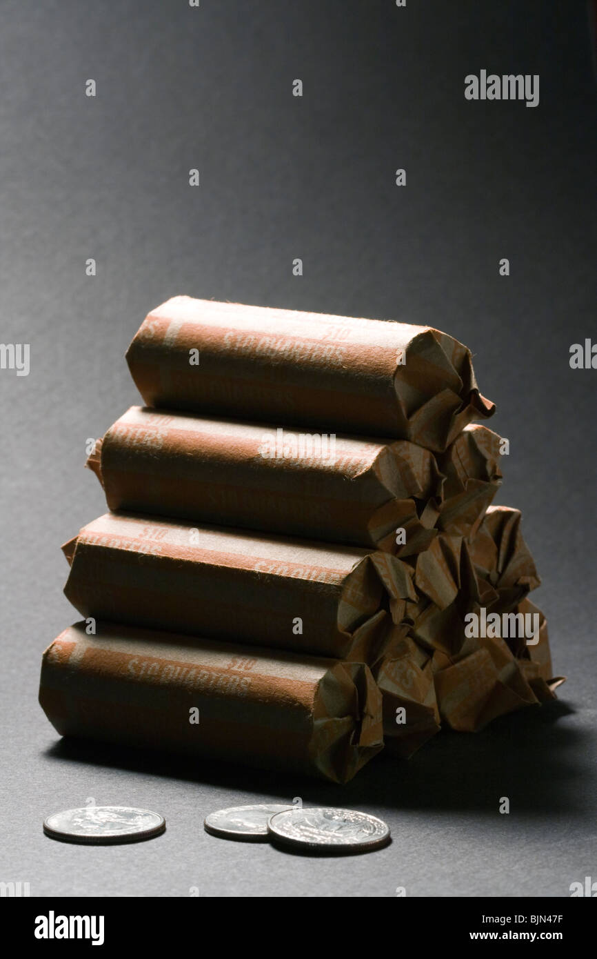 US Coins $100 in Quarters on Black Background Stock Photo - Alamy