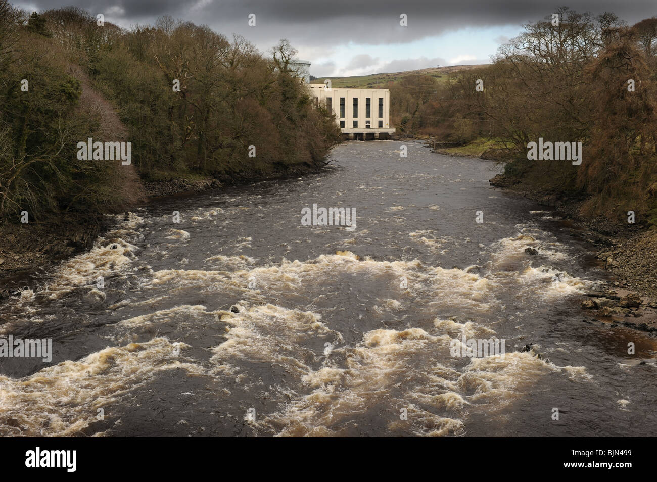 Hydro-electric power station, generating power, River Dee ...