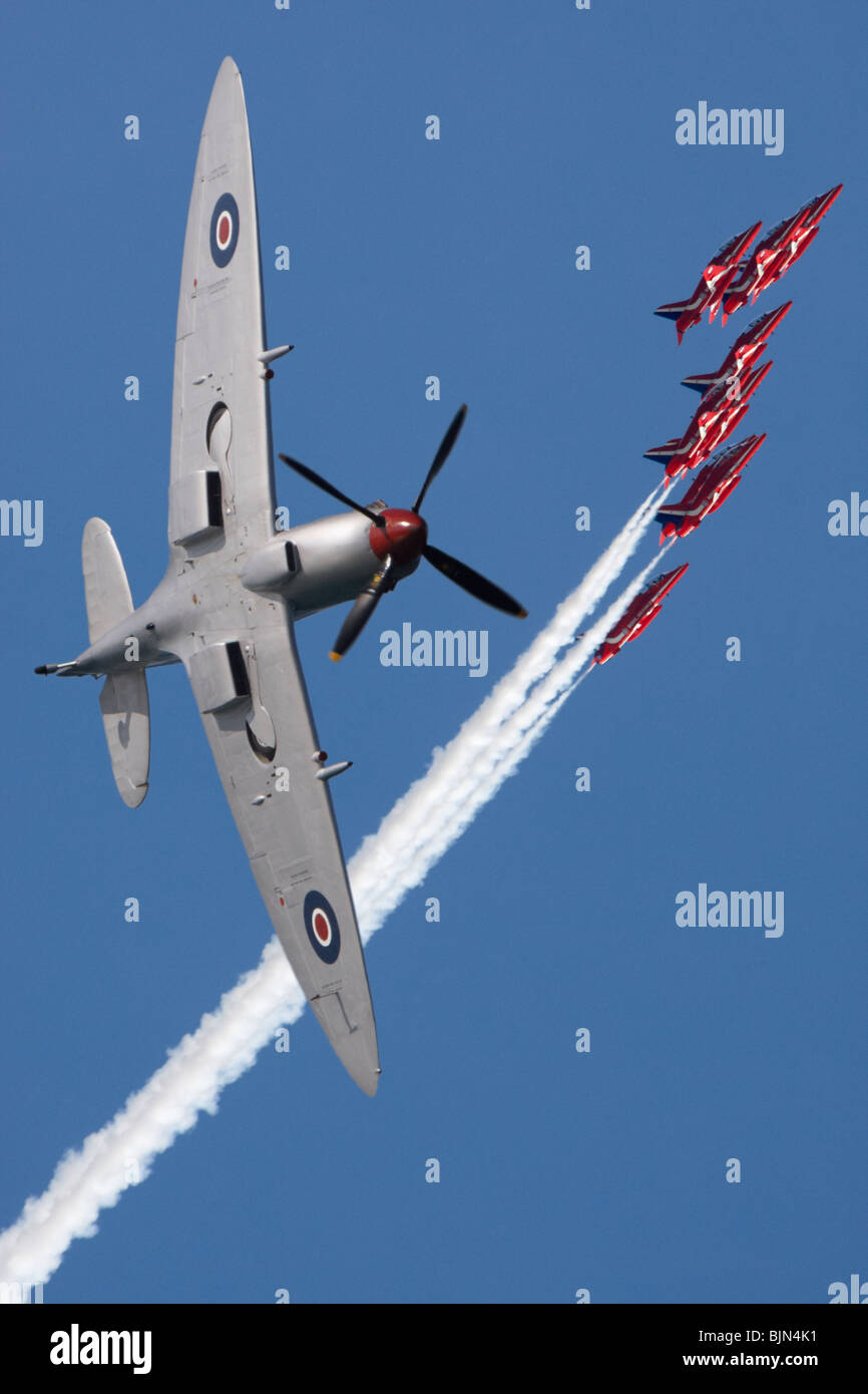 Spitfire trainer aircraft hi-res stock photography and images - Alamy