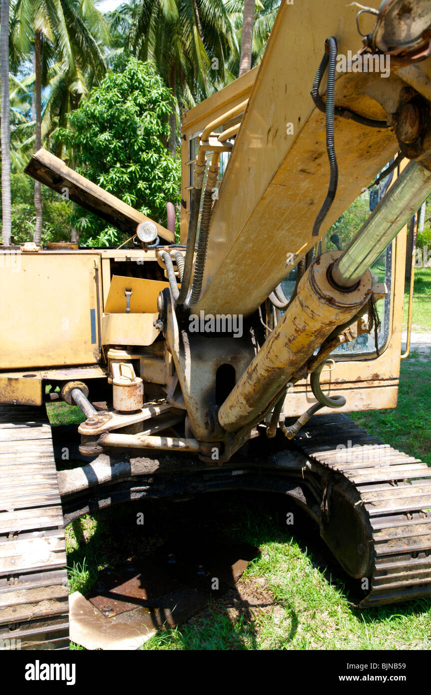 Excavator palm hi-res stock photography and images - Alamy