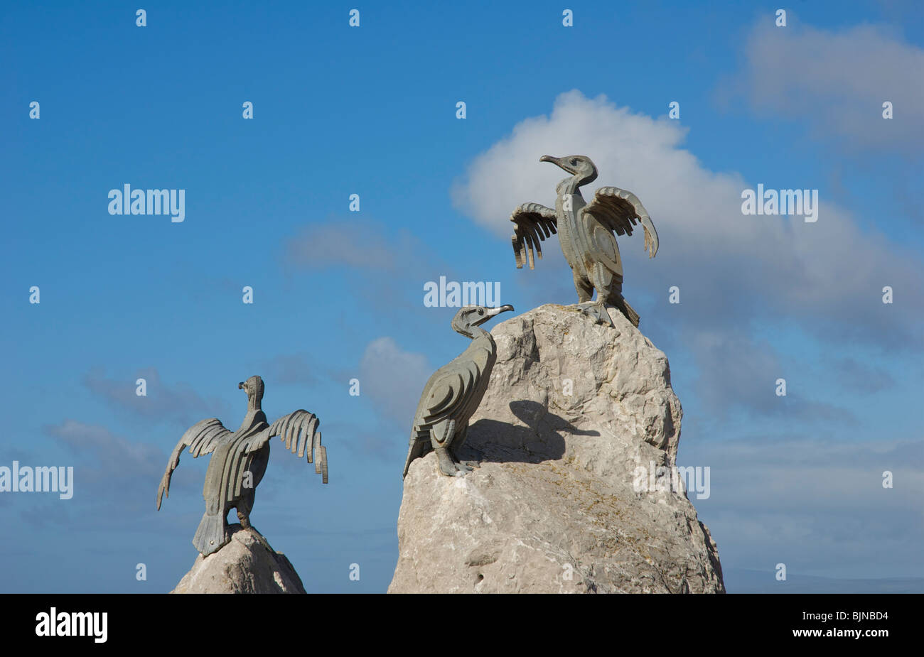 Sculpture of cormorants on promenade hi-res stock photography and ...