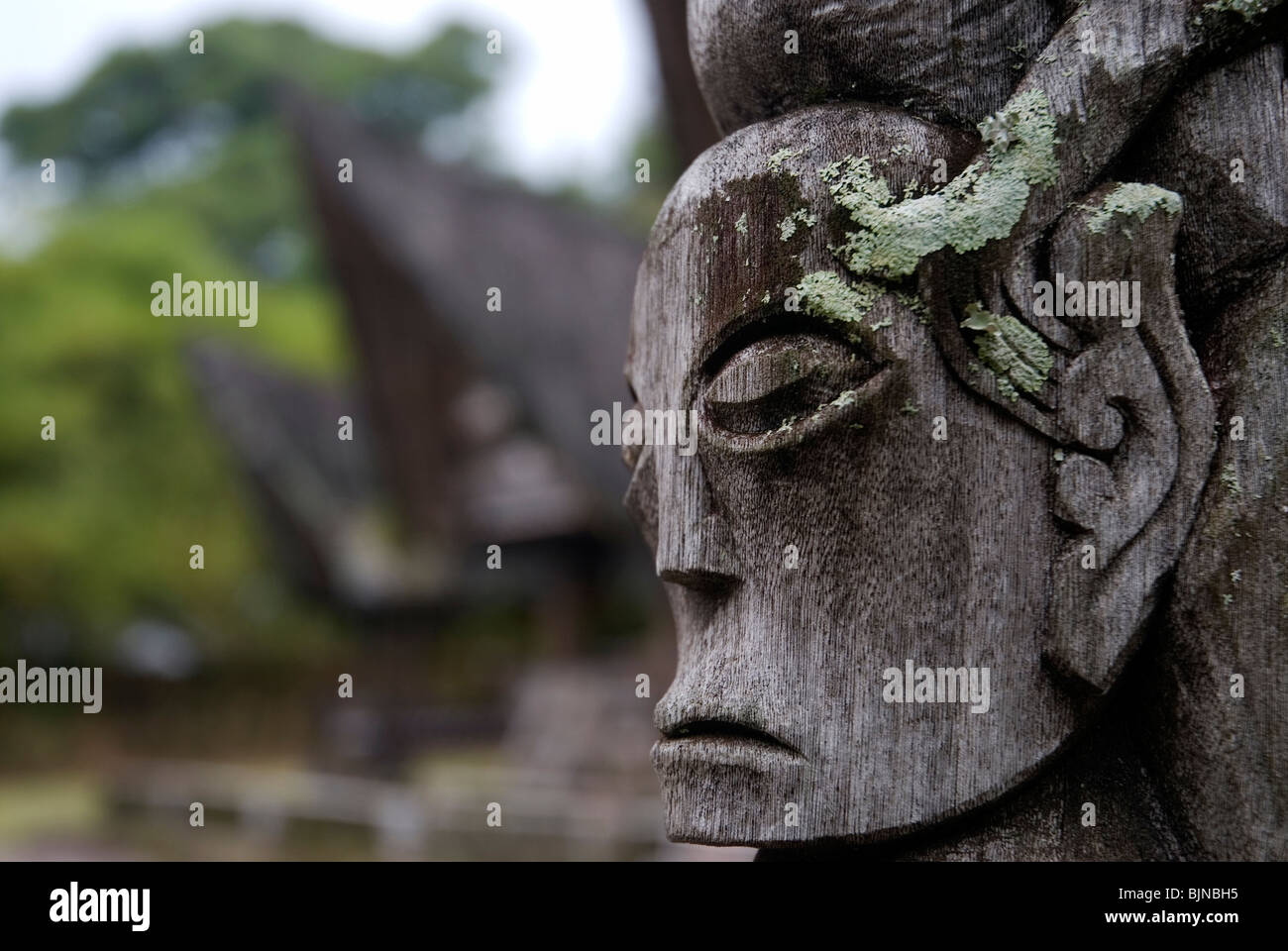 Batak 'totem pole' carvings Stock Photo - Alamy