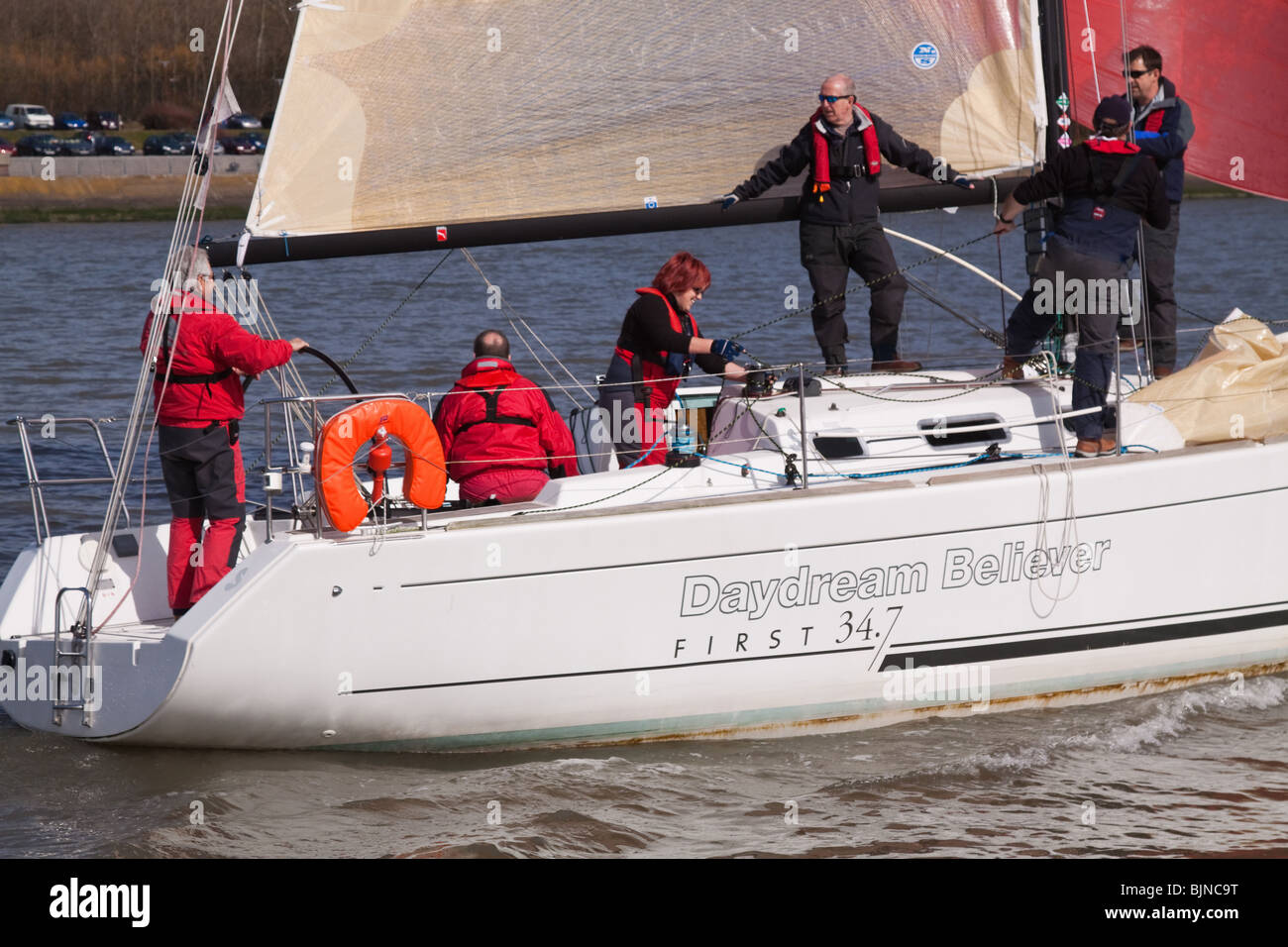 Crew racing hi-res stock photography and images - Alamy