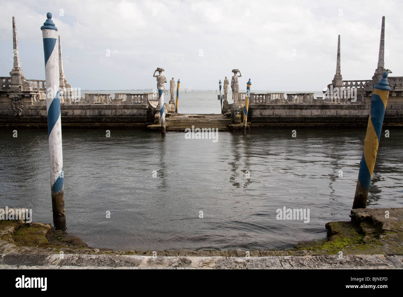 Barge poles hi-res stock photography and images - Alamy