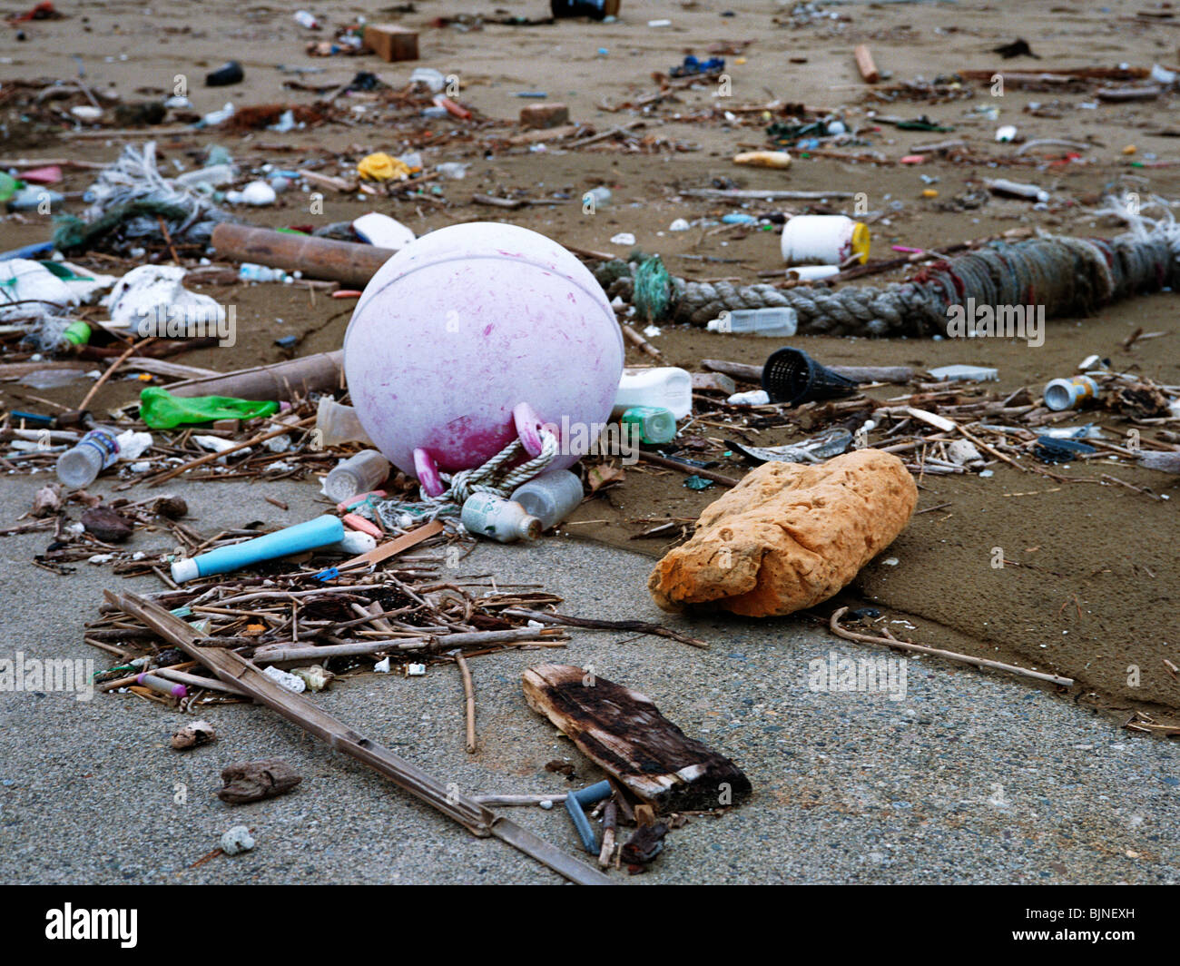 Floatsam and jetsam Stock Photo - Alamy