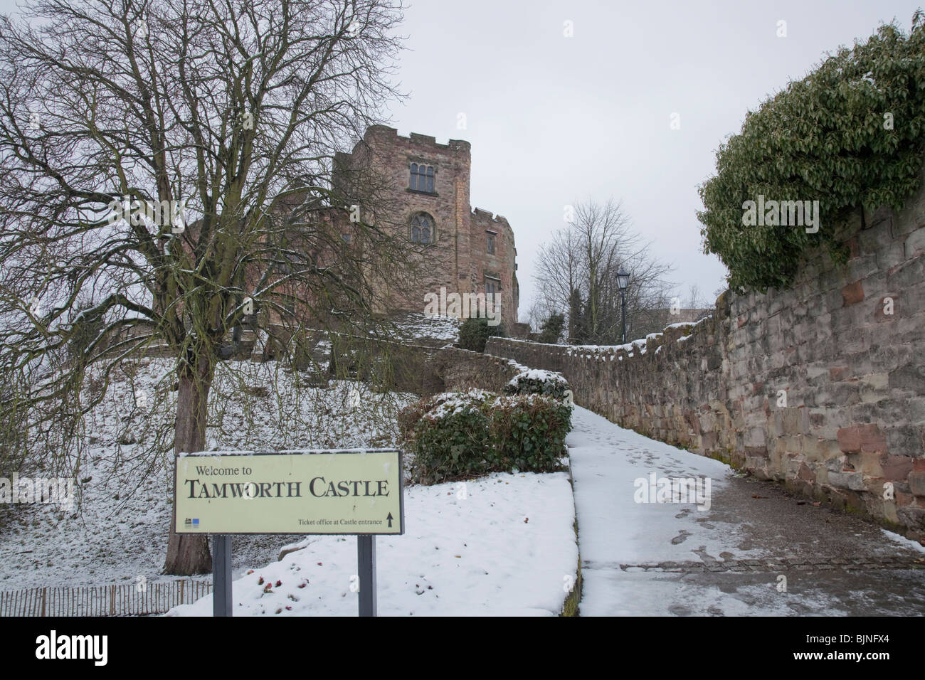 Mercia castle hi-res stock photography and images - Alamy