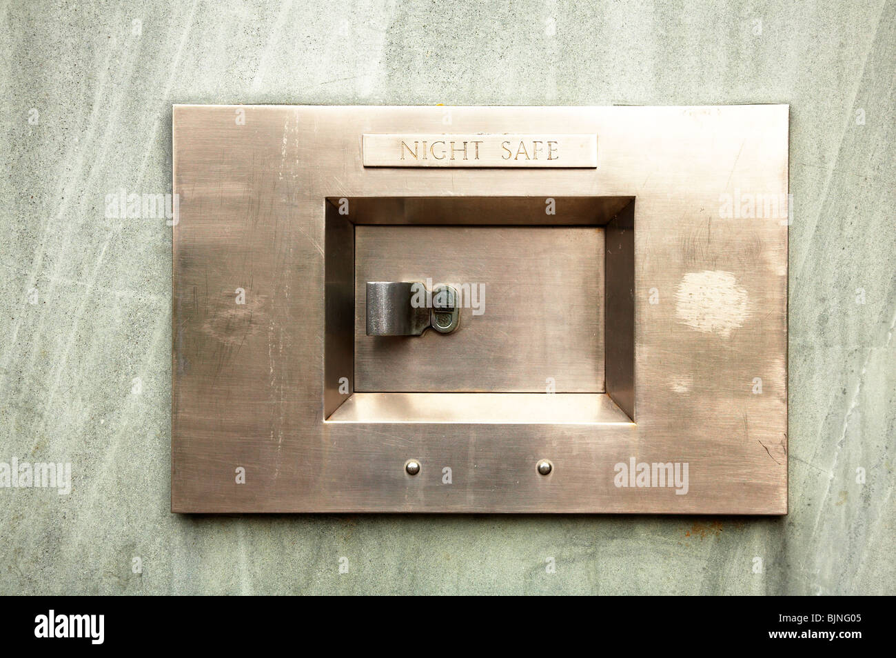Bank wall night safe hi-res stock photography and images - Alamy