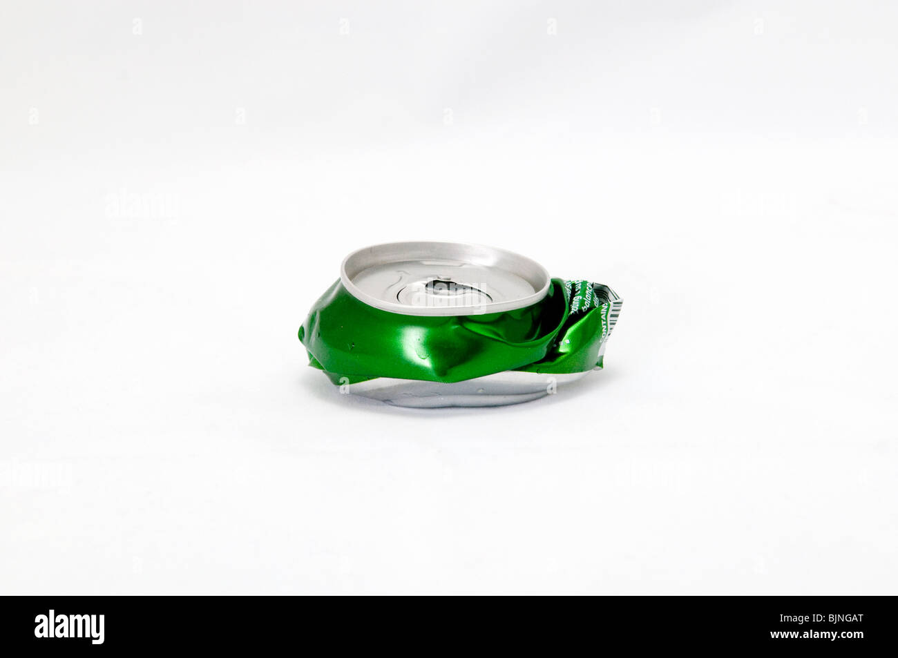 Crushed can hi-res stock photography and images - Alamy