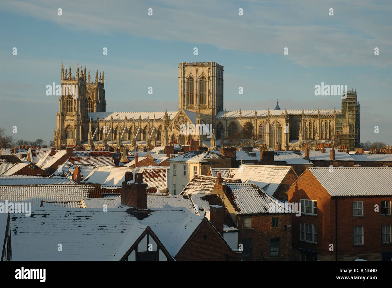 York minster snow hi-res stock photography and images - Alamy
