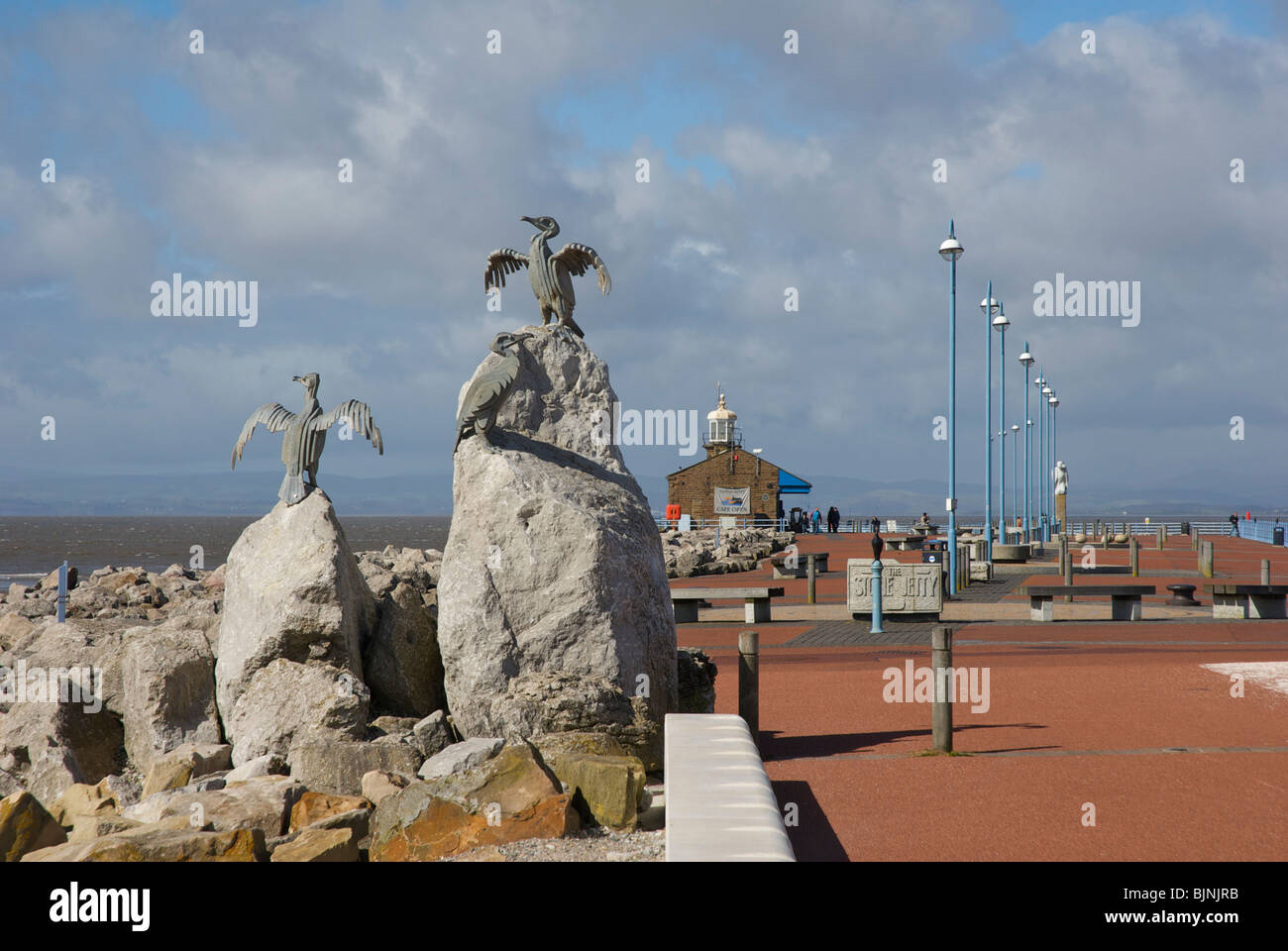 Cormorant sculpture morecambe hi-res stock photography and images - Alamy