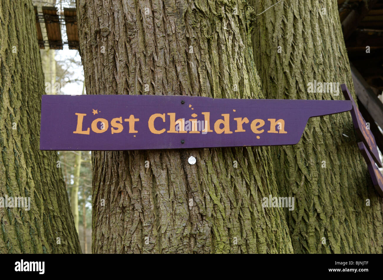Lost children sign Stock Photo - Alamy