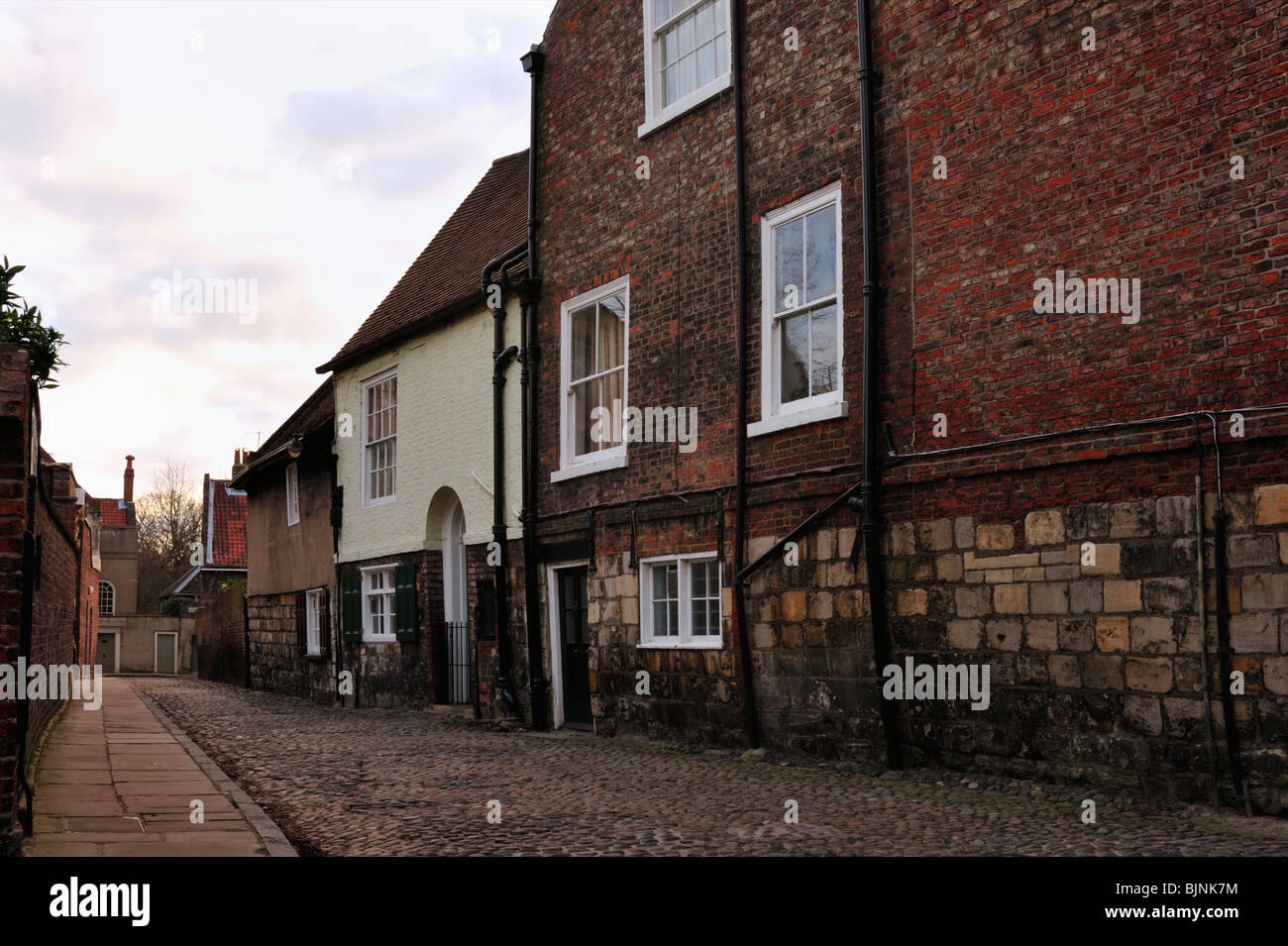 Old residential row houses hi-res stock photography and images - Alamy