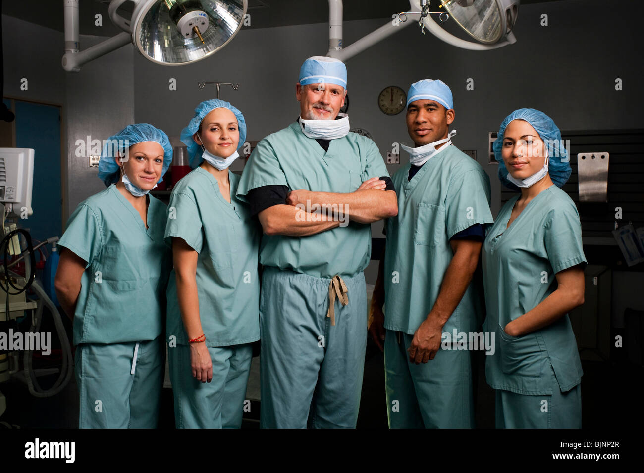 Medical personnel in operating room Stock Photo - Alamy
