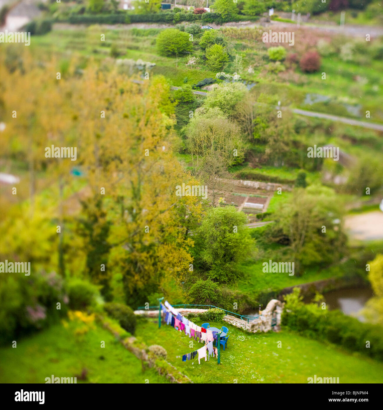Clothesline city aerial hi-res stock photography and images - Alamy