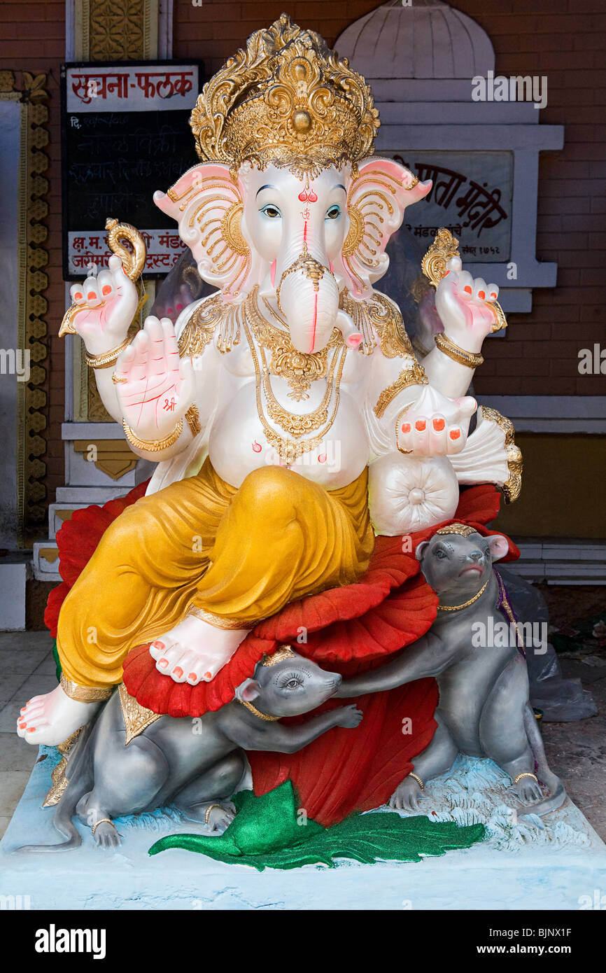 Ganesha hi-res stock photography and images - Alamy