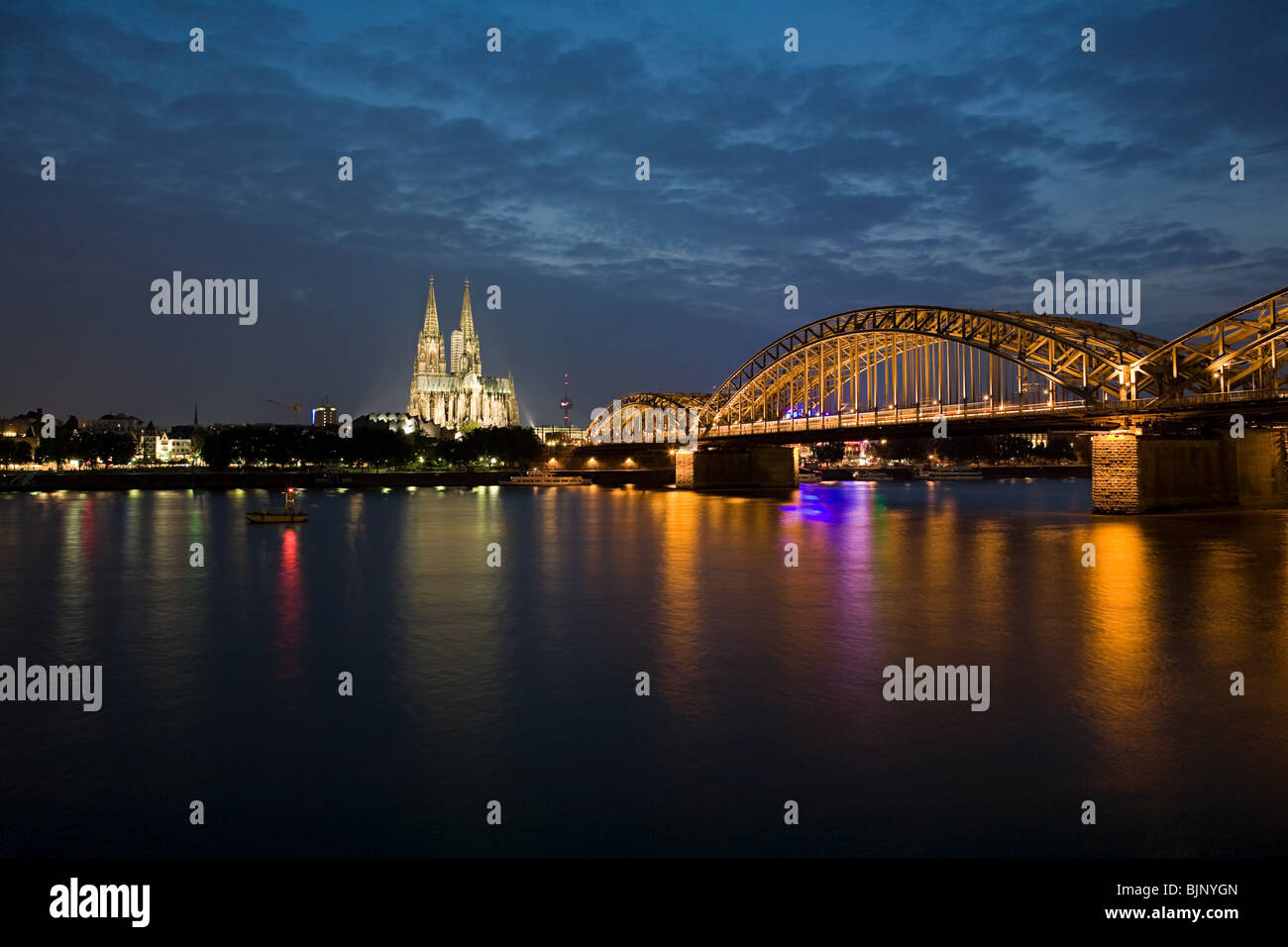 River rhine in cologne Stock Photo - Alamy