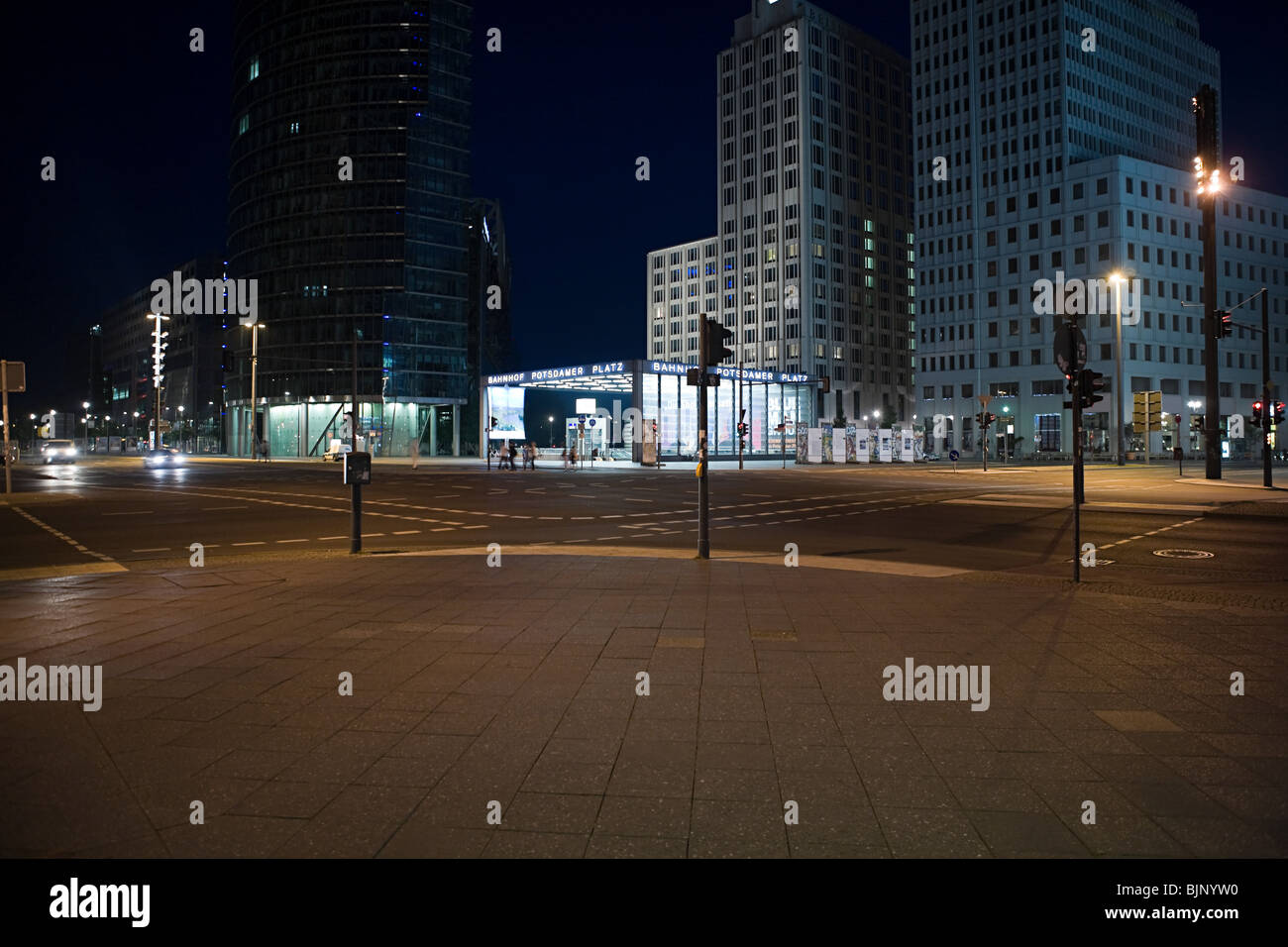 Potsdamer platz berlin Stock Photo - Alamy