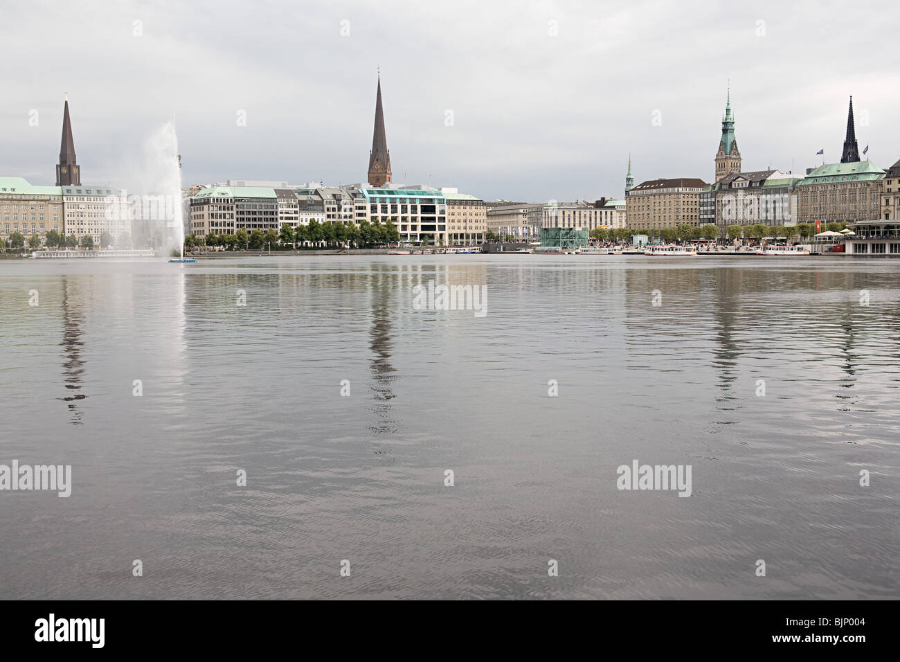 Lake alster hamburg Stock Photo - Alamy