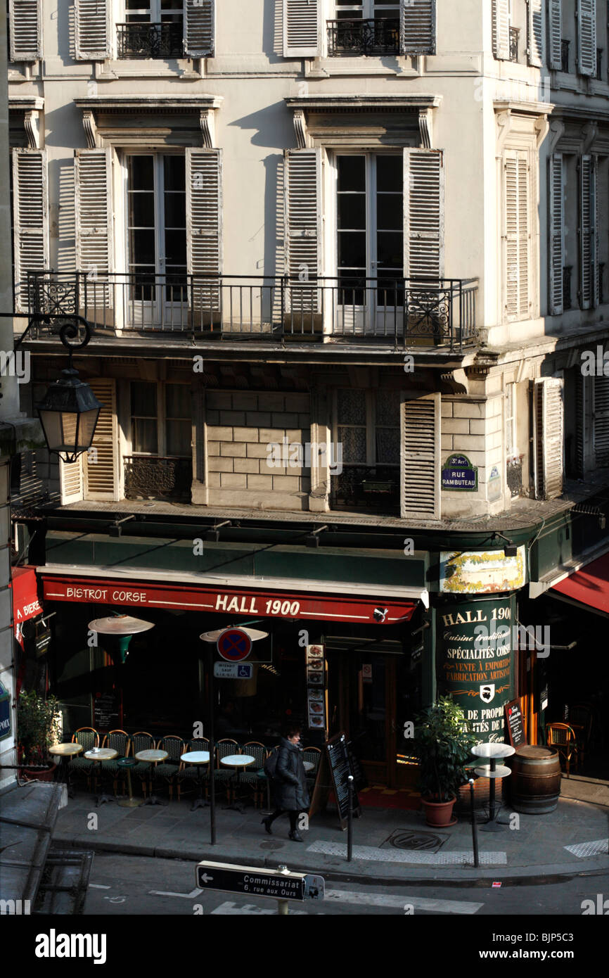 Empty café in the Marais district, Paris, France Stock Photo - Alamy