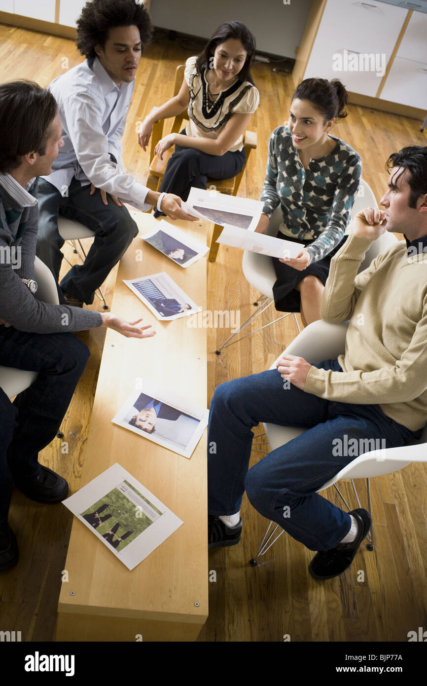 High level working group hi-res stock photography and images - Alamy
