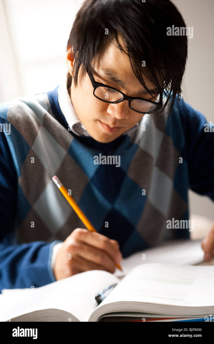 Chinese adding machine hi-res stock photography and images - Alamy