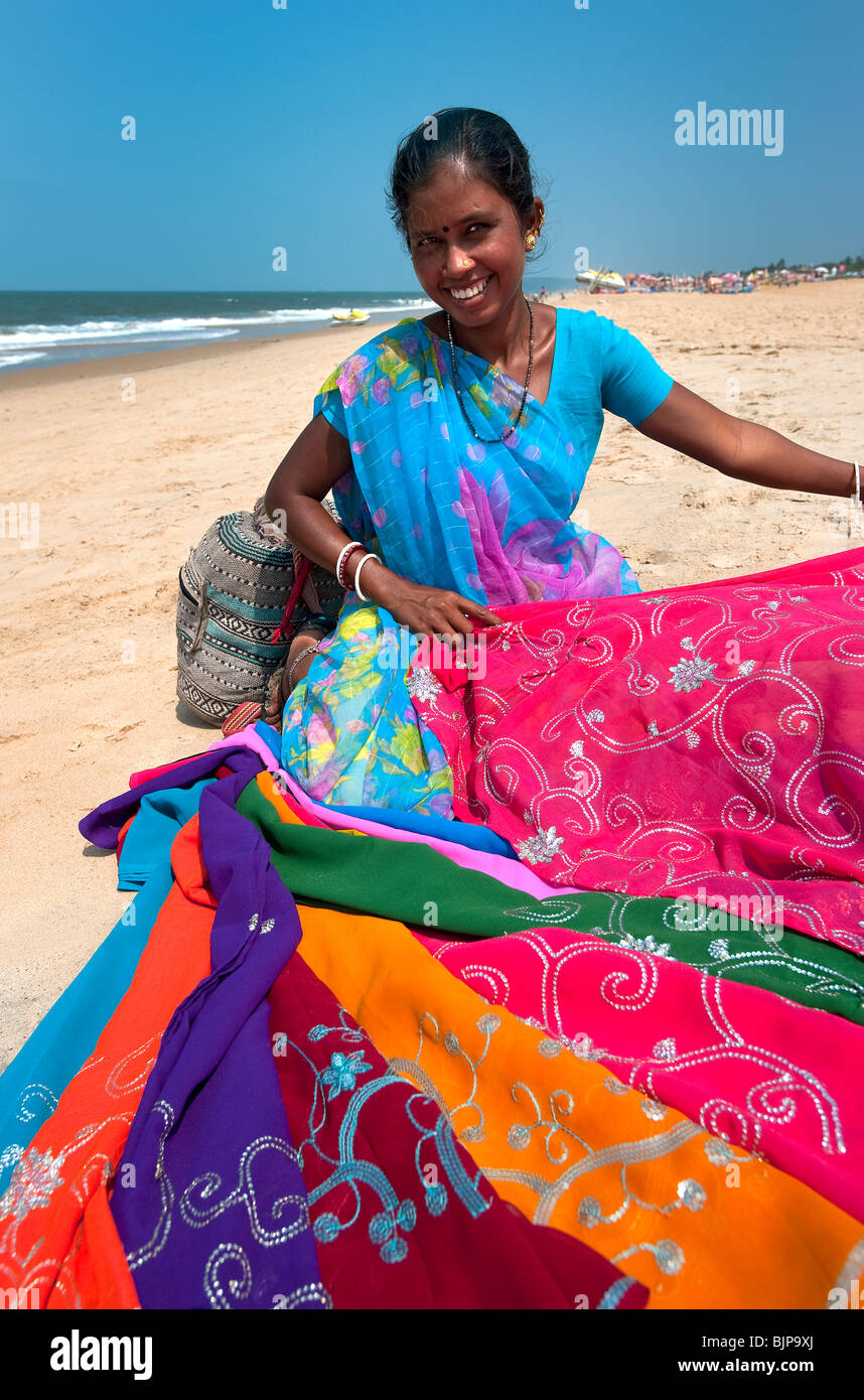 Seller on the beach hi-res stock photography and images - Alamy