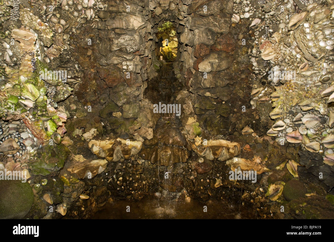 Underground Shell Grotto folly in Goldney Hall Garden Bristol ...