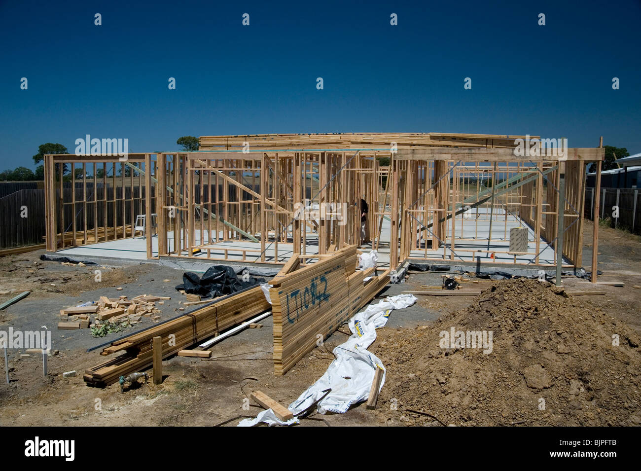 Timber frame construction house hi-res stock photography and images - Alamy