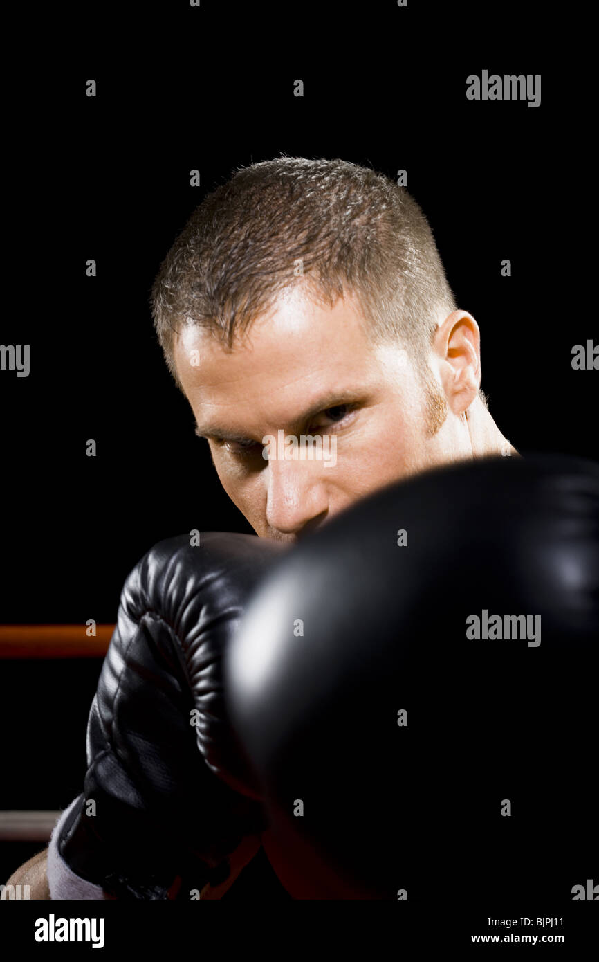 Male boxers facing hi-res stock photography and images - Alamy