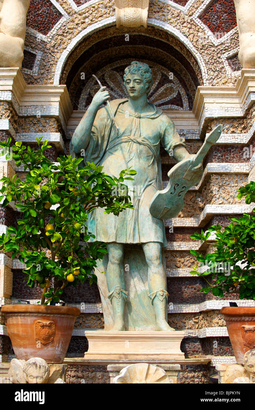 Orpheus statue hi-res stock photography and images - Alamy