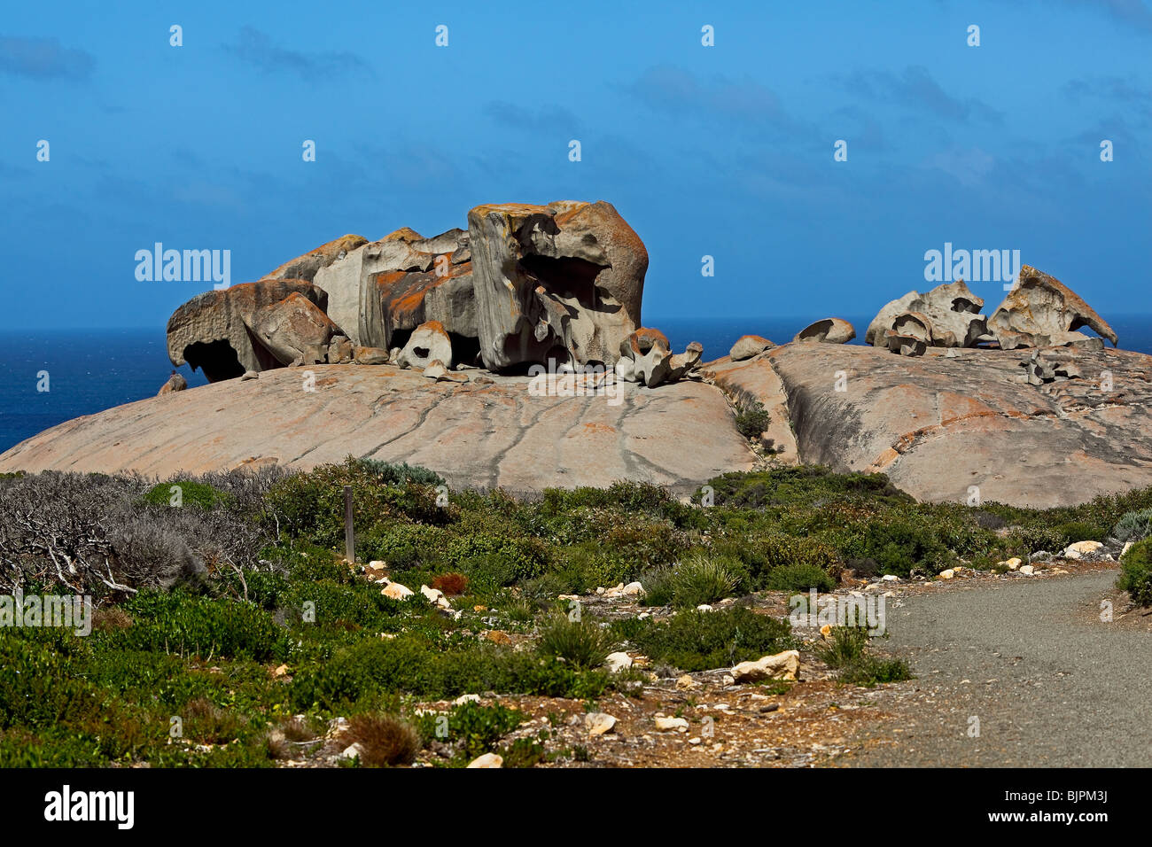 Cluster of rocks australia hi-res stock photography and images - Alamy