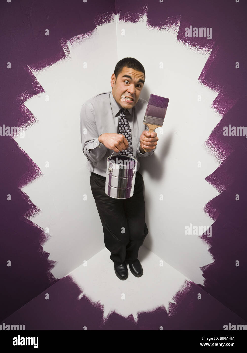 Person standing alone in corner hi-res stock photography and images - Alamy