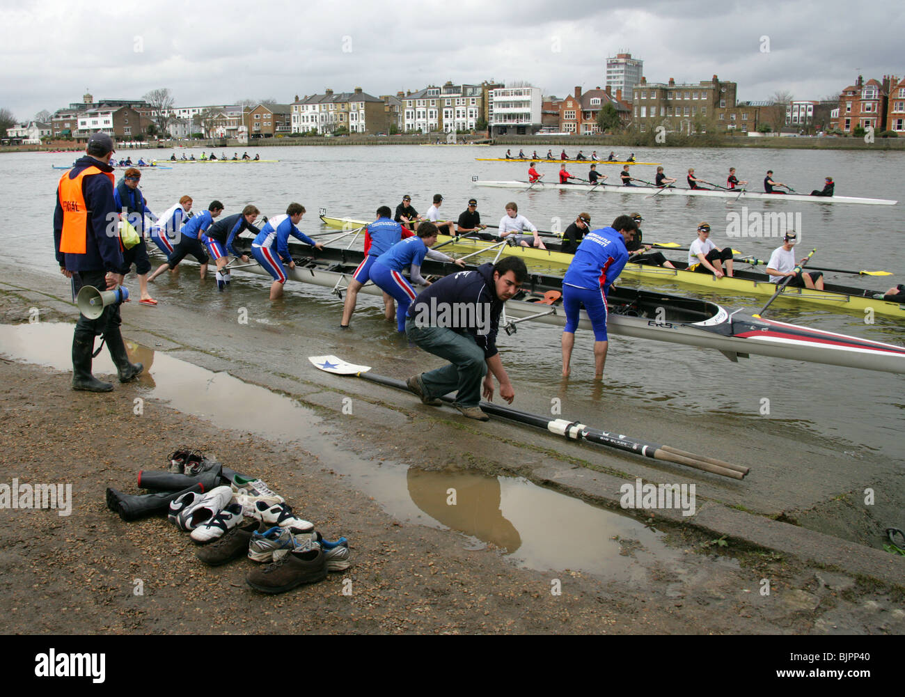 Newcastle University IV Rowing Team Prepare for the Head of the River ...
