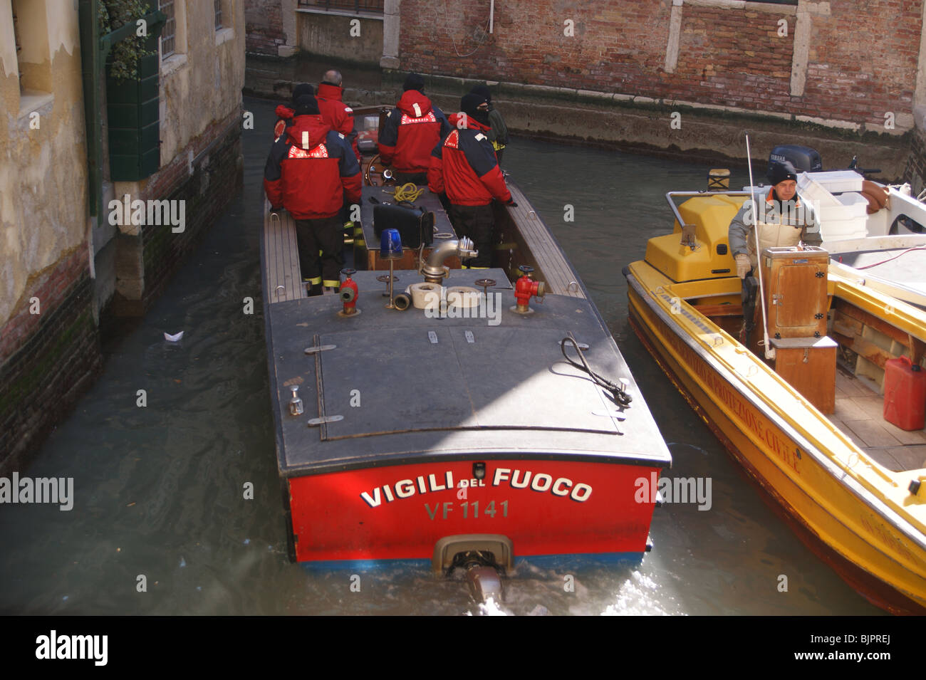 Venezia boat fire hi-res stock photography and images - Alamy