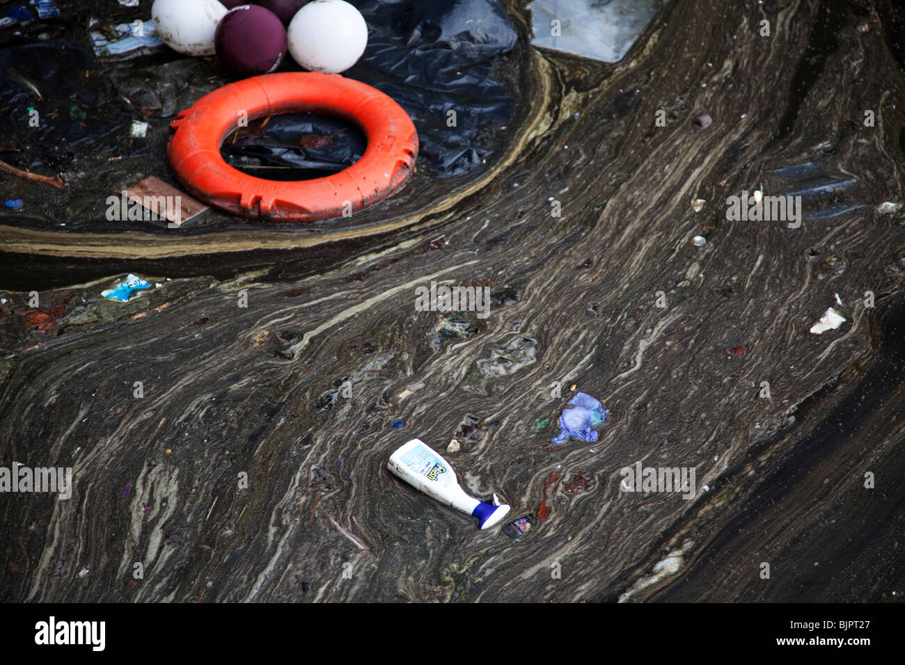 Polluted water hi-res stock photography and images - Alamy