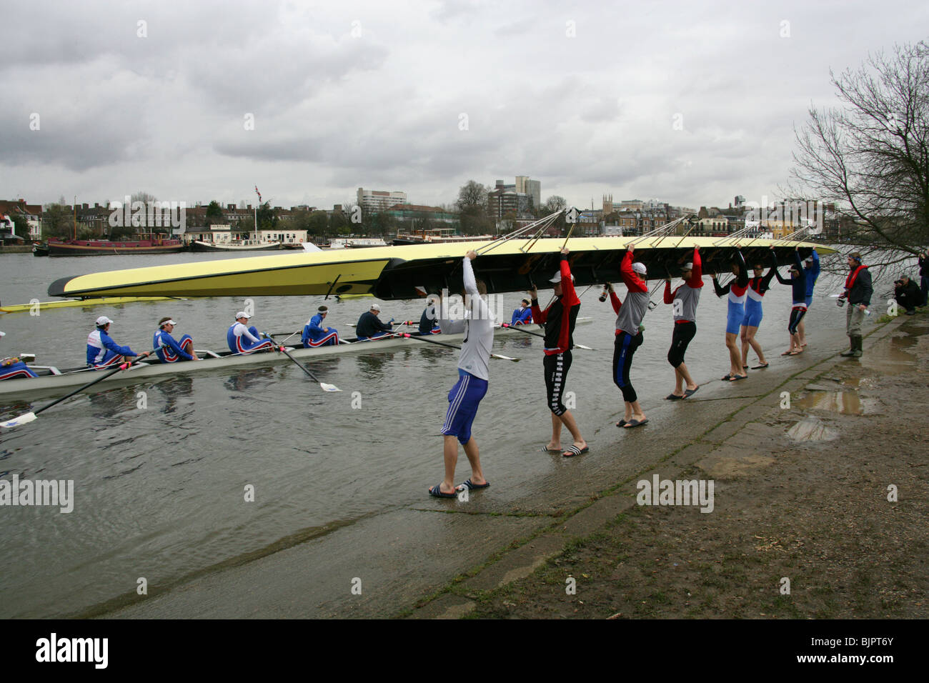 Hampton school rowing hi-res stock photography and images - Alamy