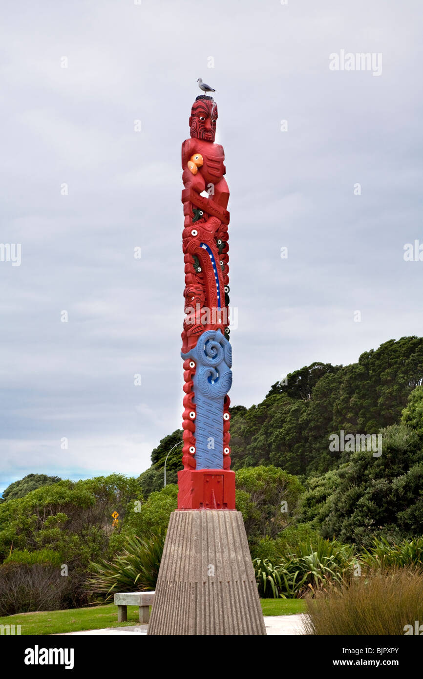 Maori sculptures hi-res stock photography and images - Alamy