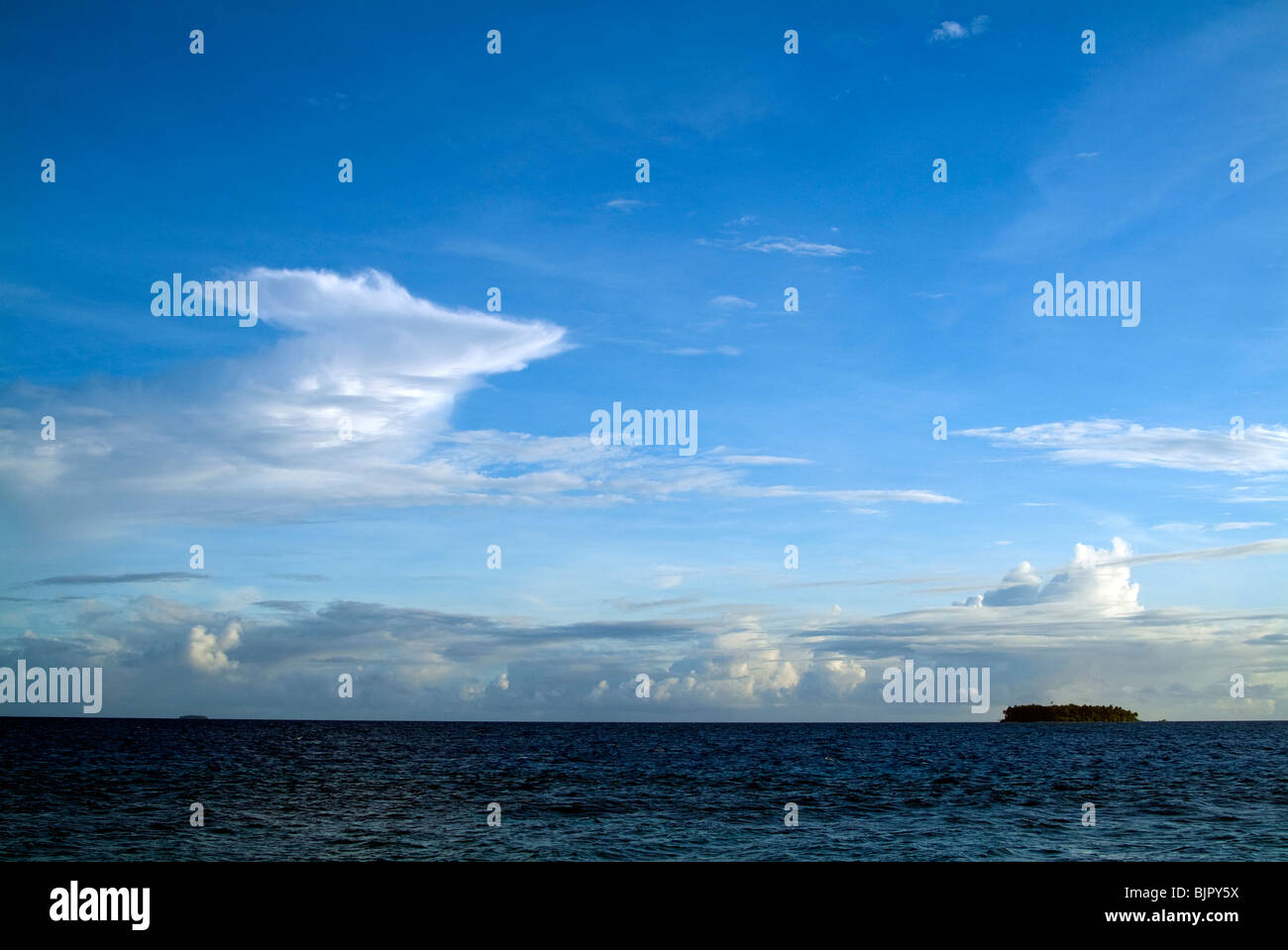 Chuuk island people hi-res stock photography and images - Alamy