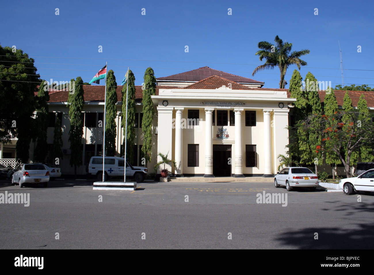 Government building Mombasa Stock Photo - Alamy