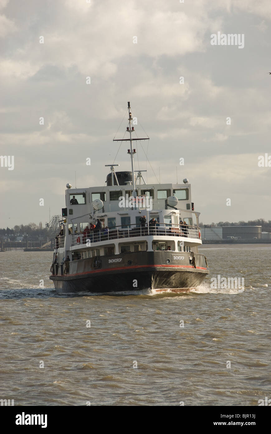 Mersey Ferry "Snowdrop" approaching Liverpool landing stage Stock Photo ...