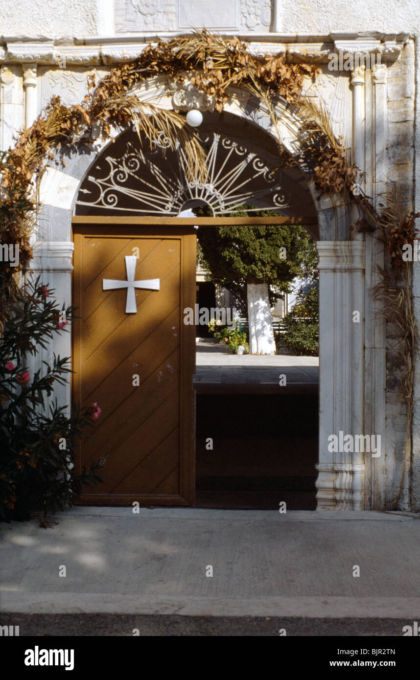 Crux immissa quadrata hi-res stock photography and images - Alamy